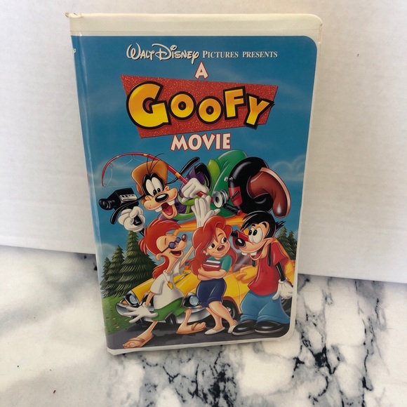 Disney | Media | Walt Disneys A Goofy Movie Vhs Clamshell | Poshmark